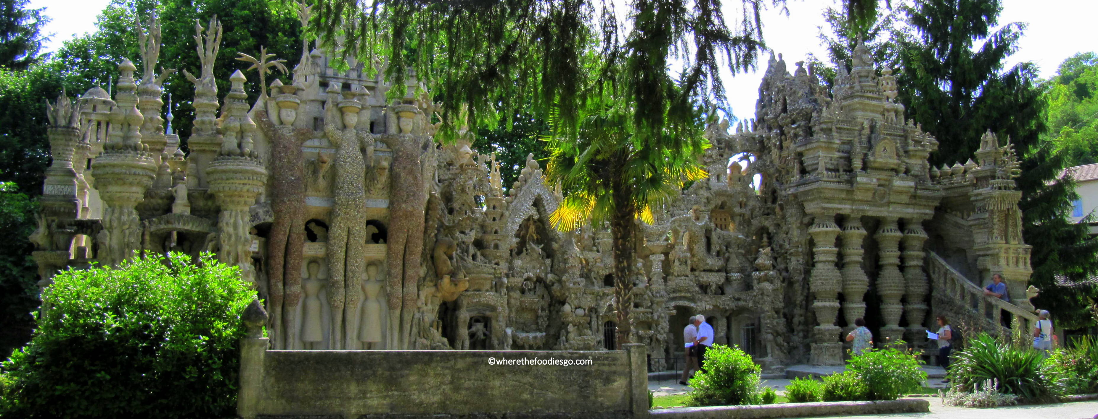 A one-man masterpiece: Cheval’s palace! – Where The Foodies Go